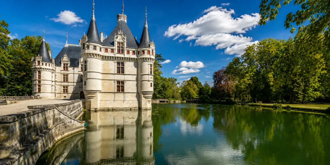 Château d’Azay-le-Rideau reflected in the water in the Loire Valley, France
